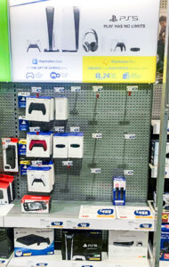 Hangsell POS Display Ideas for brand blocking prepaid cards